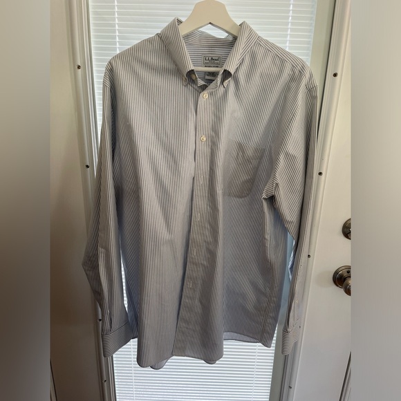 L.L. Bean | Shirts | Mens Ll Bean Button Down Shirt Slightly Fitted 7 12 35 Euc | Poshmark